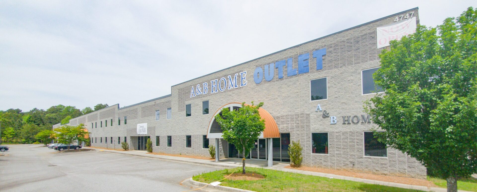 Matthews™ Sells GA Industrial Property for $900K Above List Price ...